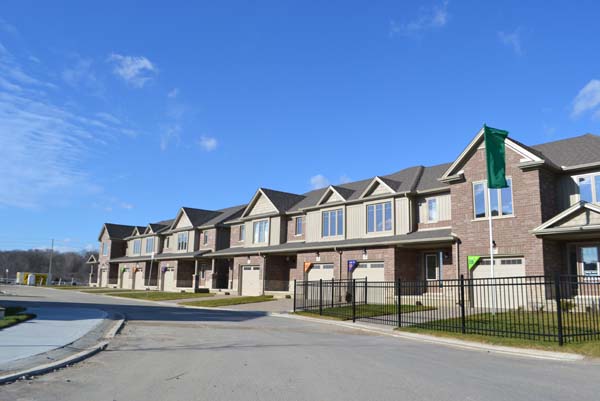 2031 Pennyroyal Street London, ON [YourCondoWorld.com]